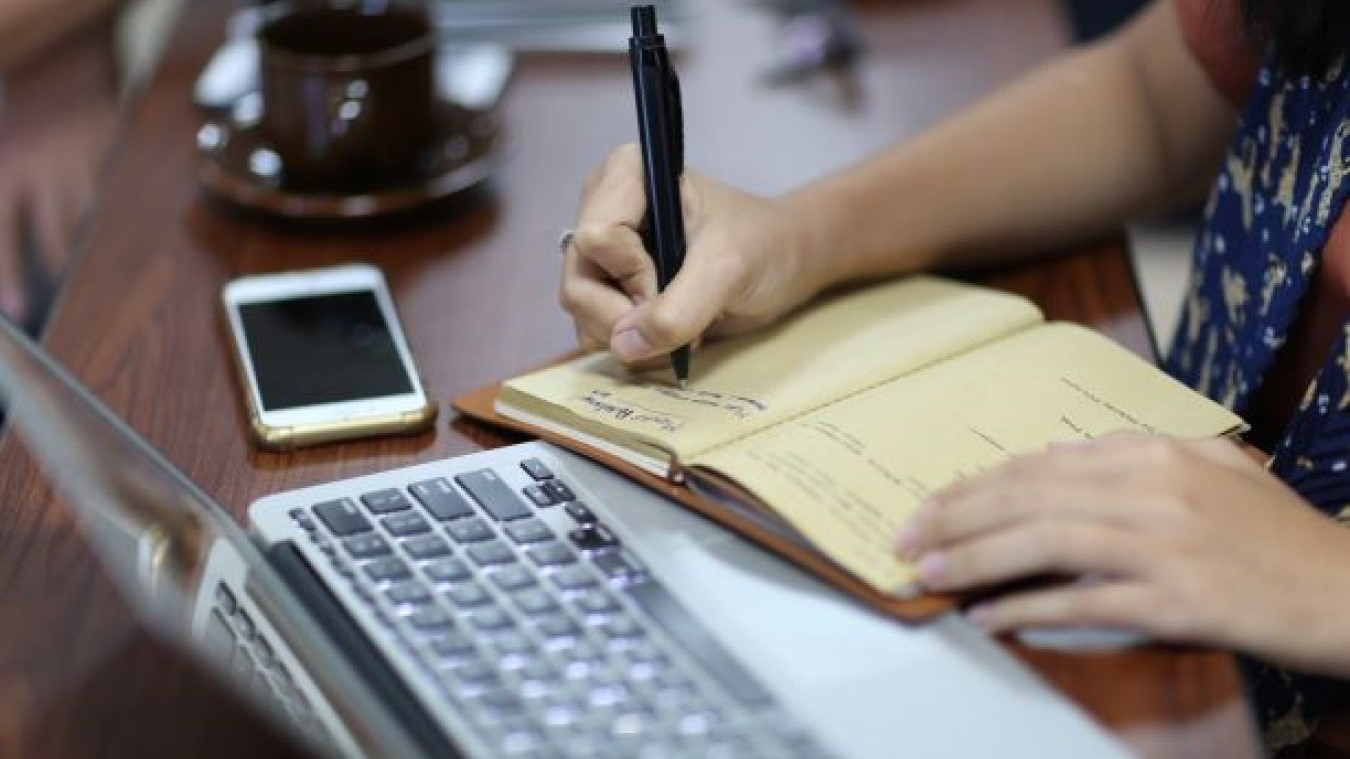 Belajar Teknik Menulis Feature ala TEMPO Tempo Institute